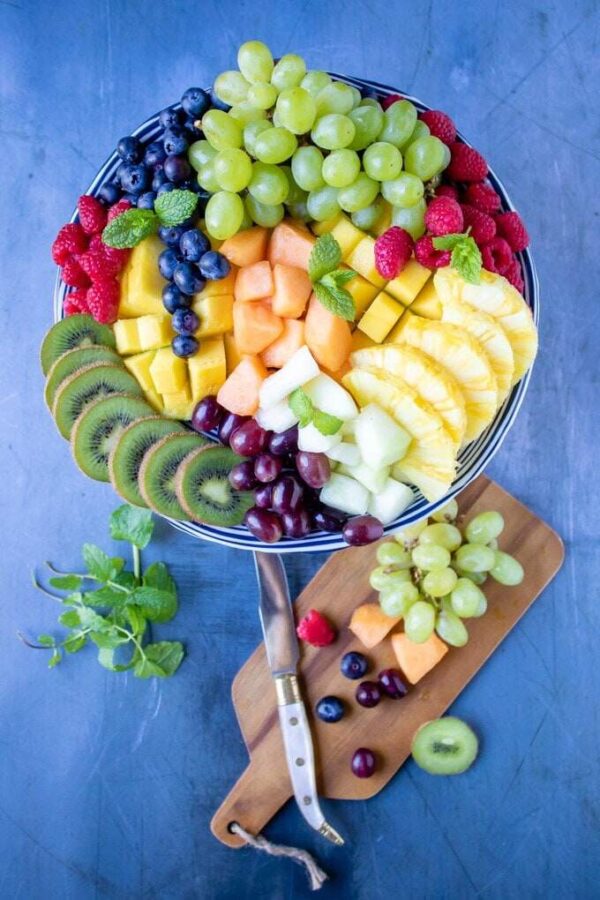 Preparing and Presenting Fresh and Flavorful Fruit Trays | One Board Gal